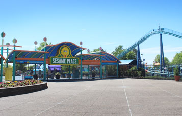 Family Vacation & Hotel Package Deals | Sesame Place
